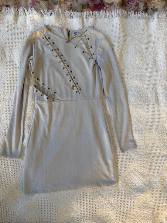 Oh Polly | Dresses | Oh Polly Cream Dress With Gold Chain Detail | Poshmark